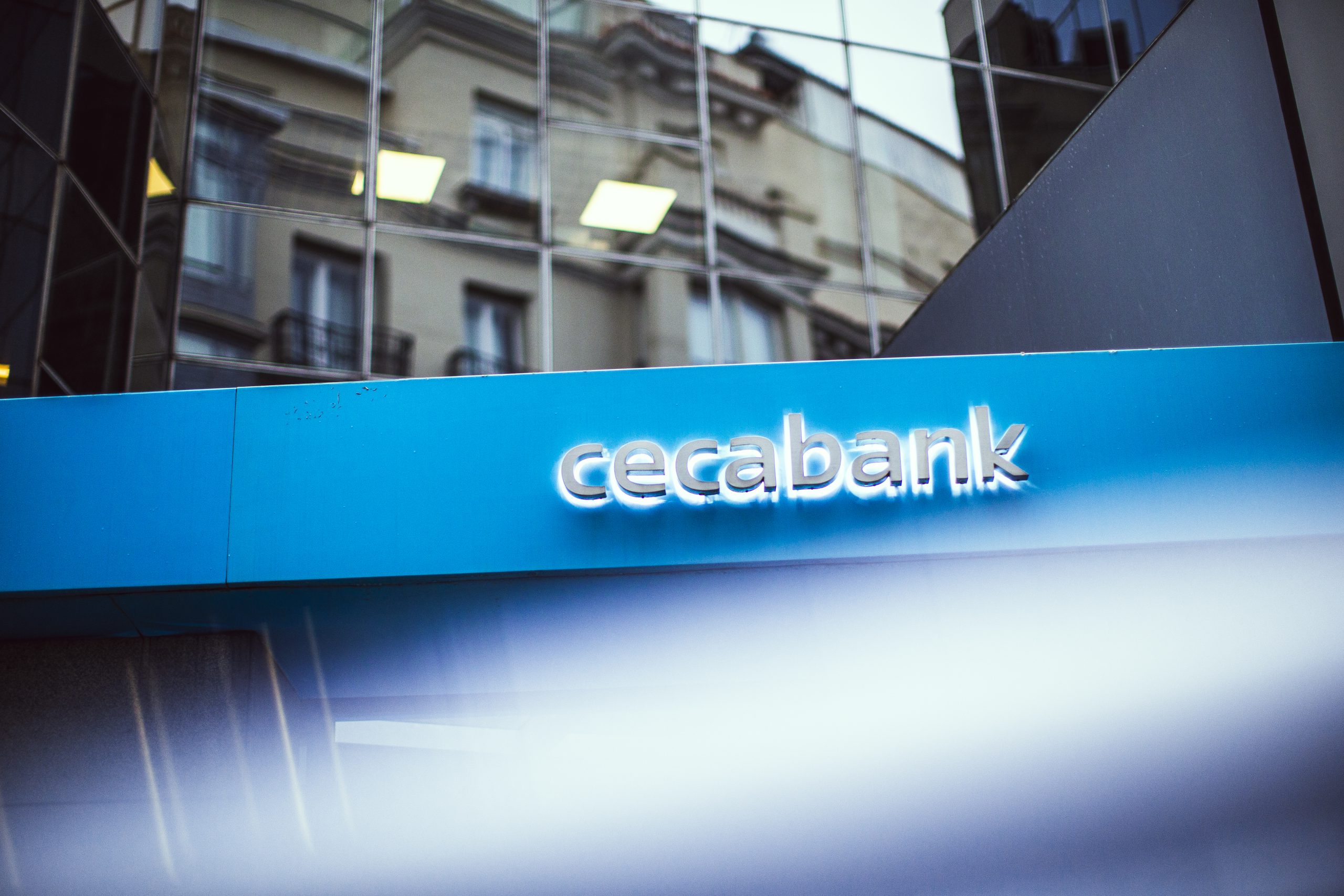 Cecabank firma un acuerdo con WTax